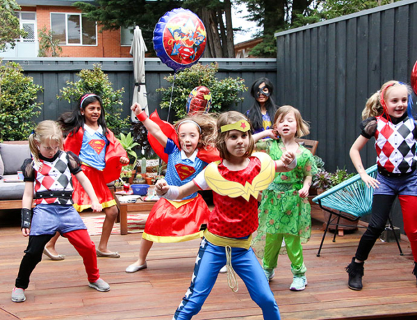 Statues - Fun Party Games - Fun For Kids