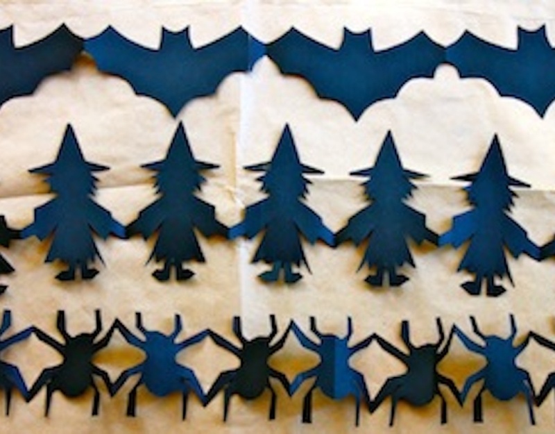Halloween Paper Chains | Halloween Crafts | Kids Activities