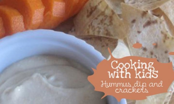 Hummus dip and crackers for kids