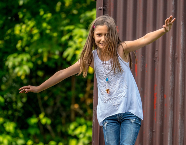 Statues - Family Game - Games For Kids