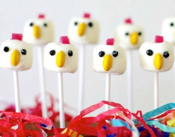 Easter chick pops