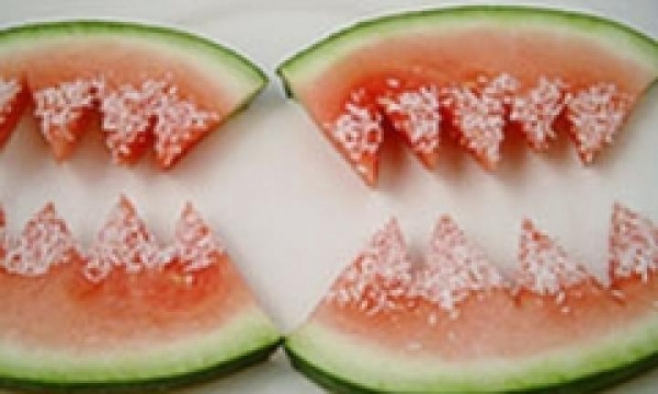 Watermelon fangs | Recipes | Kidspot NZ