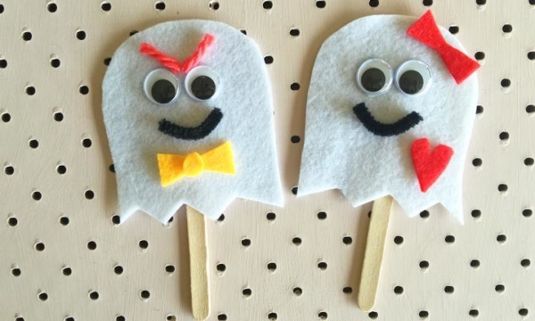 Ghosty finger puppets | Activities | Kidspot