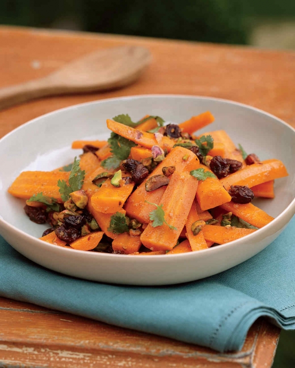 Carrot and sultana salad for toddlers