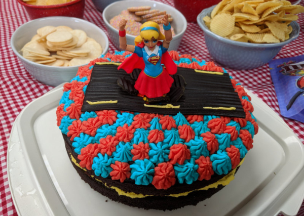 supergirl_cake_800 | Kidspot