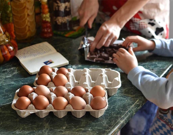 Top tips for teaching your kids about food safety | Family TIme | Kidspot