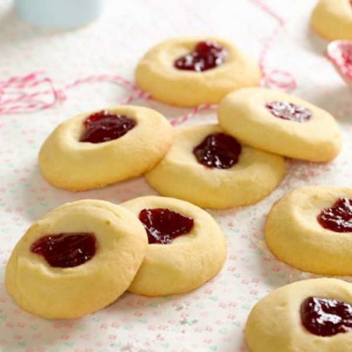 Jam_drop_biscuits_600 | Kidspot