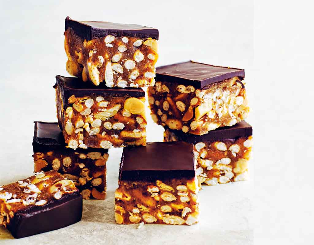 Chocolate Peanut Slice | Recipe | Kidspot