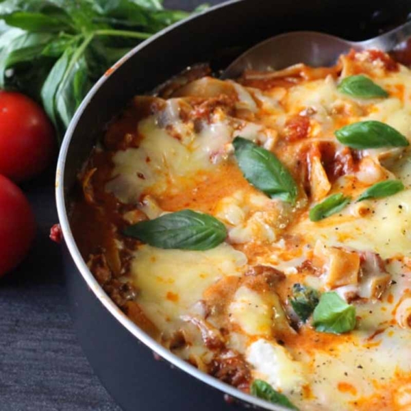 One Pan Lasagne | Kidspot